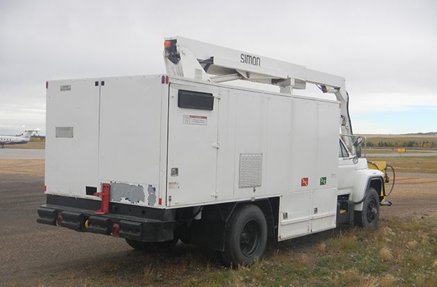 De-Icing Services - Dawson Creek Airport